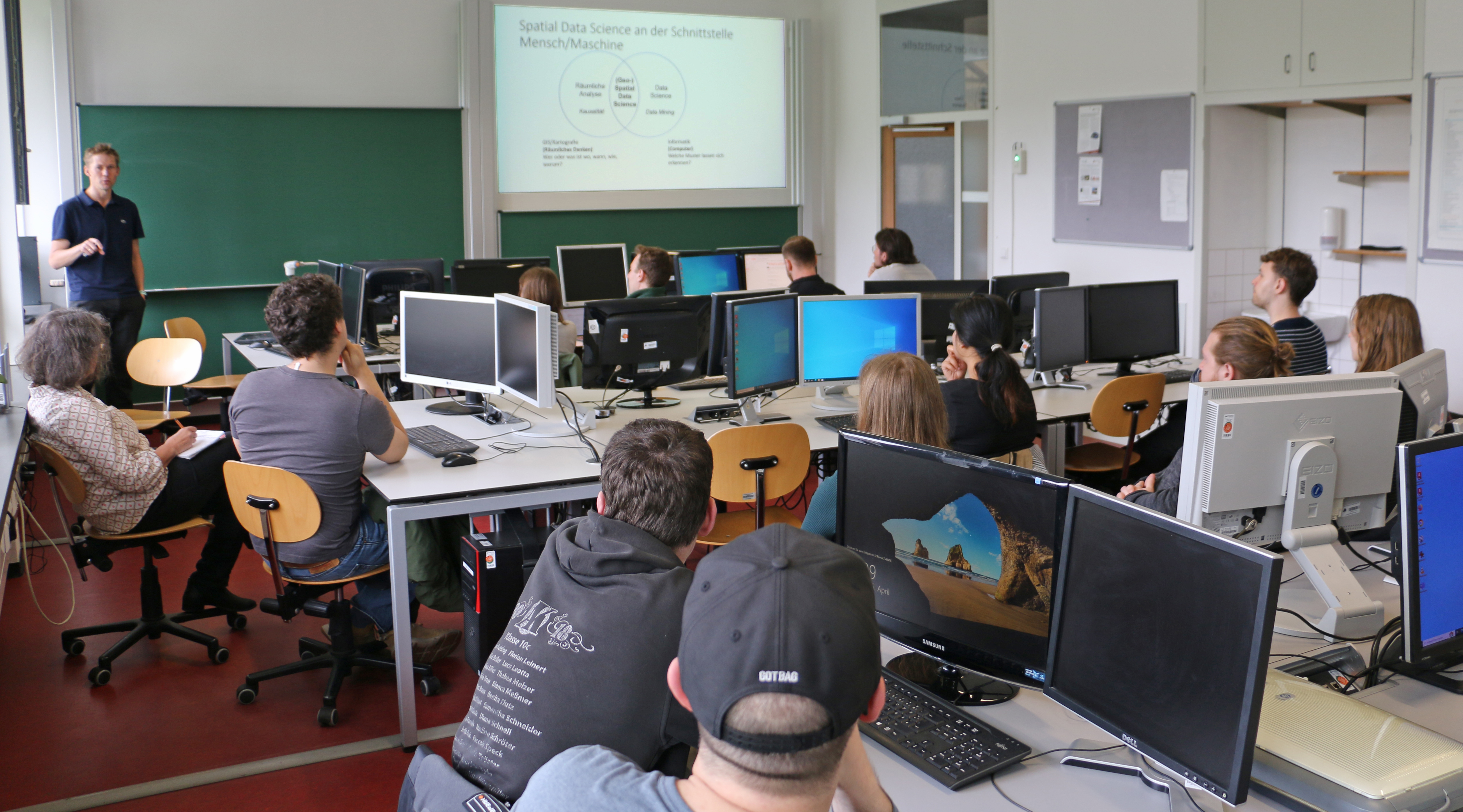 Die HKA - Die Hochschule Karlsruhe : „ArcGIS und Data Science: Geoprocessing mit Python und ...