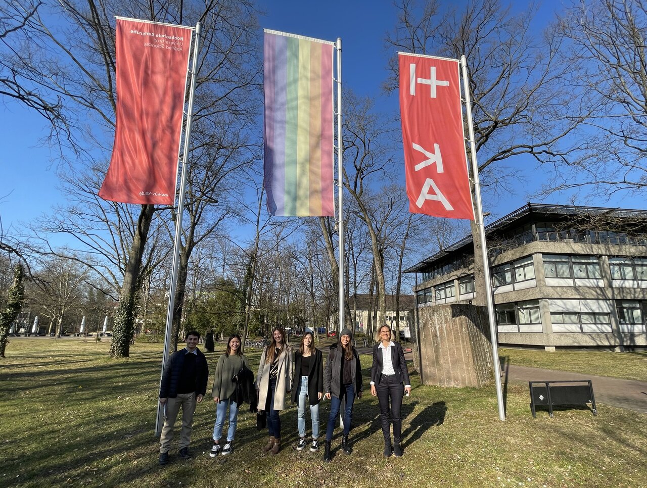 Die HKA - Die Hochschule Karlsruhe : Herzlich willkommen, Studierende ...