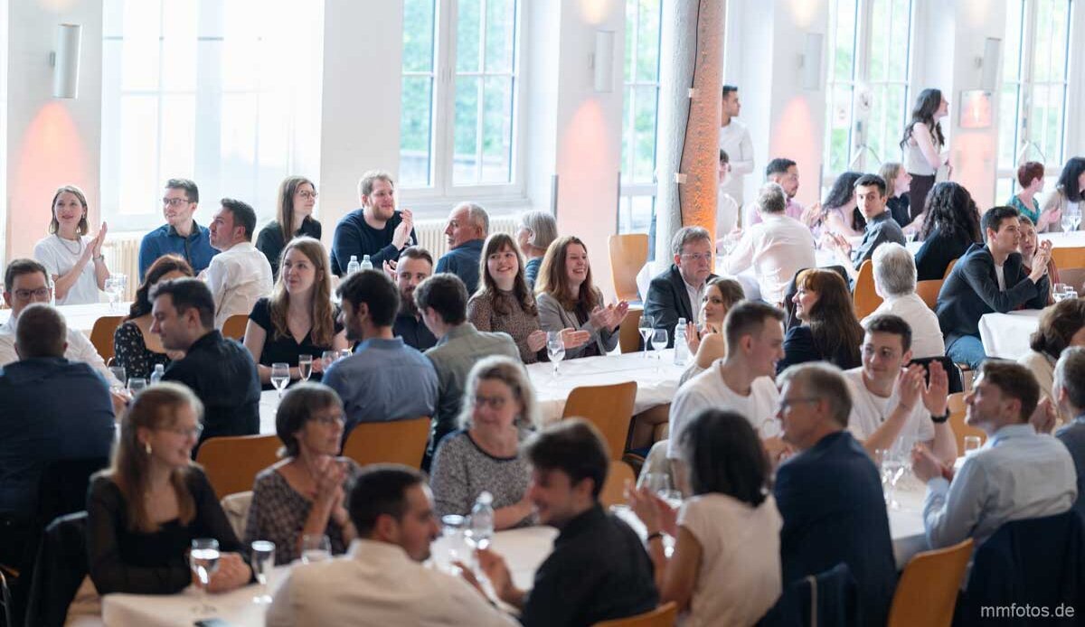 Die HKA - Die Hochschule Karlsruhe : Absolventenfeier 2024 des Fachbereichs Wirtschaftsinformatik